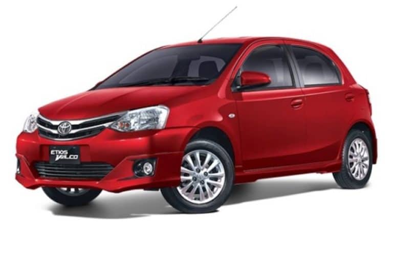 7 Rekomendasi Mobil Kecil Toyota, Cocok Libas Jalanan Kota ...