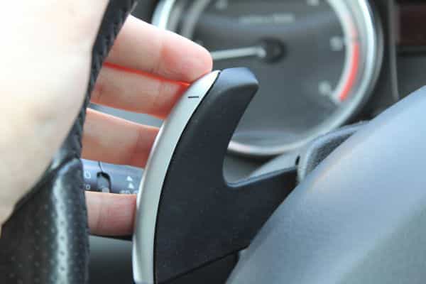 5 Fungsi Paddle Shift Mobil yang Perlu Diketahui - CarsGallery Indonesia