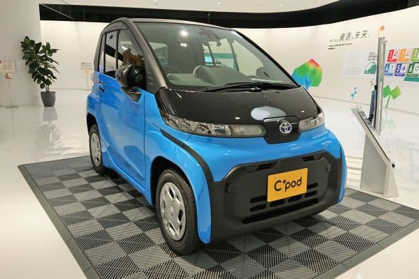 8 Rekomendasi Mobil Mini Listrik Terbaik, Paling Affordable ...